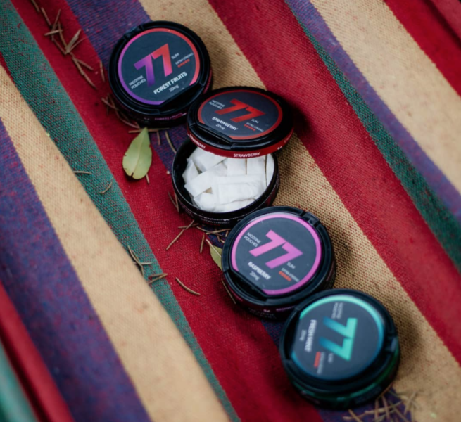 Snus vs Vaping vs Nicotine Pouches: A PROS & CONS Guide